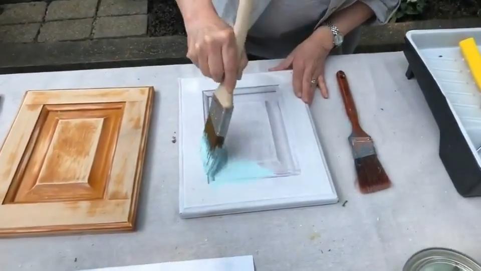How to prep and paint kitchen cabinet doors - Video - Cityline